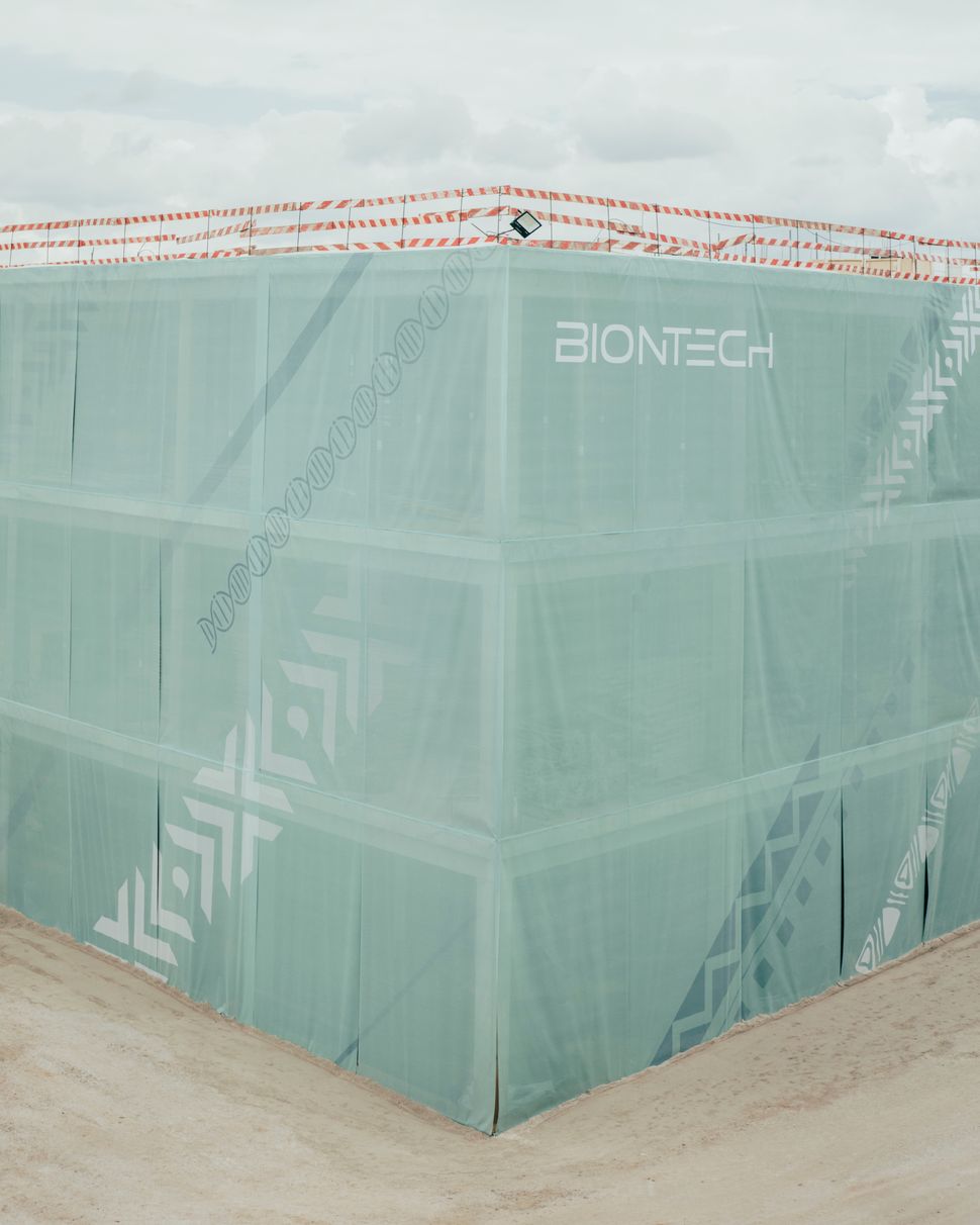 Biontech in Afrika: Herrscht bald endlich Impfgerechtigkeit auf der ...