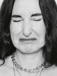 Die Schriftstellerin Mirna Funk im Interview ohne Worte - SZ Magazin