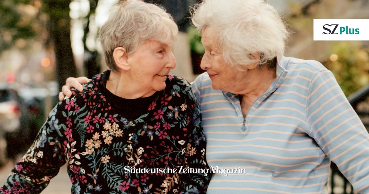 Lesbische Jahrhundert-Liebe: Naomi Replansky und Eva Kollisch - SZ Magazin