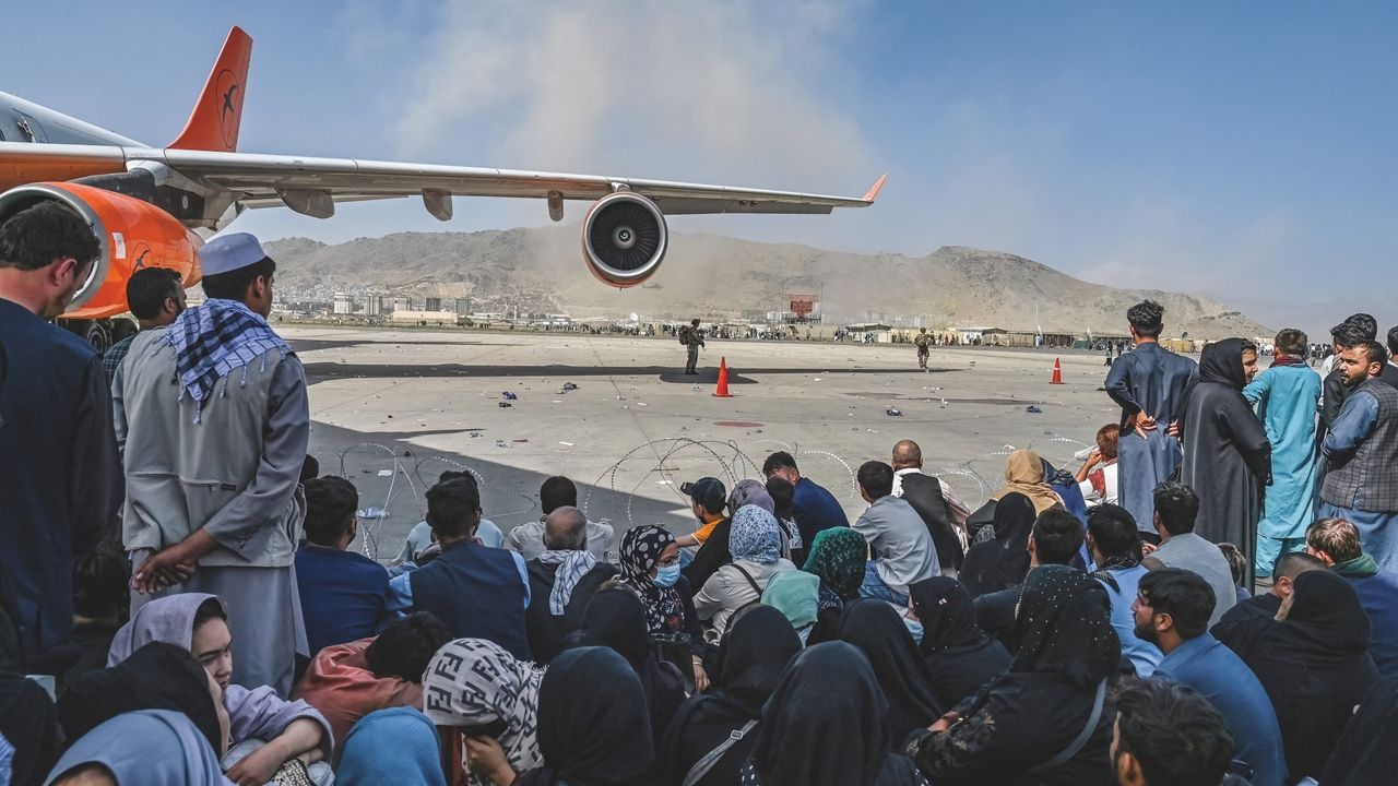 Die abenteuerliche Flucht einer afghanischen Polizistin - SZ Magazin