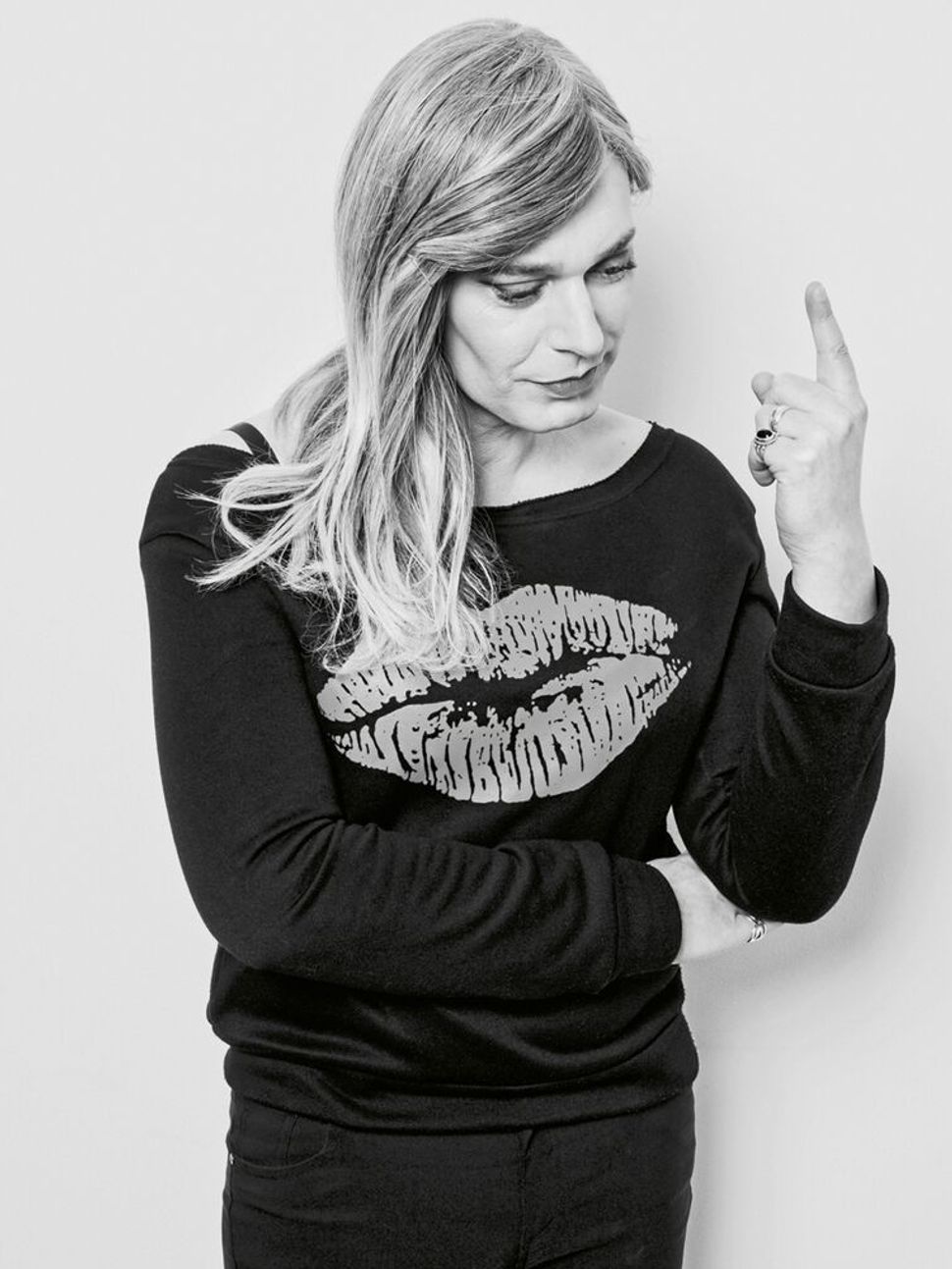 Tessa Ganserer im Interview ohne Worte - SZ Magazin