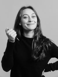 Die Schauspielerin Mercedes Müller im Interview ohne Worte - SZ Magazin