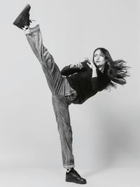 Die Schauspielerin Mercedes Müller im Interview ohne Worte - SZ Magazin