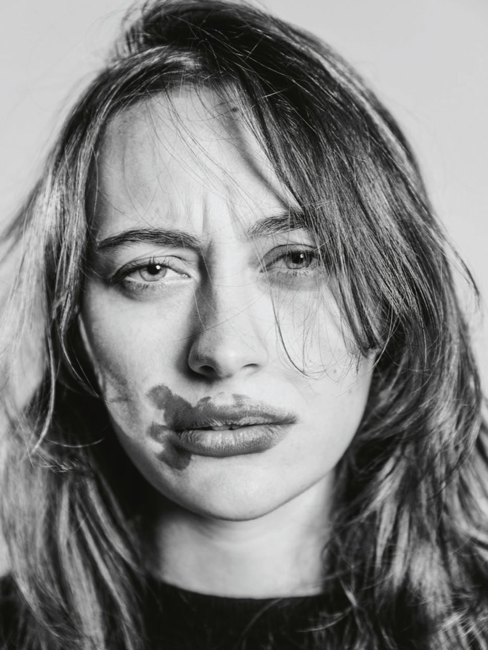 Die Schauspielerin Mercedes Müller im Interview ohne Worte - SZ Magazin