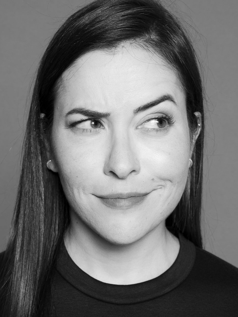 Die Tagesthemen-Moderatorin Aline Abboud im Interview ohne Worte - SZ ...