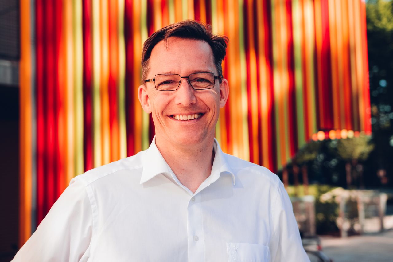 Daniel Wolff über Kinder und Handys: Was tun bei Gewalt im Klassenchat ...